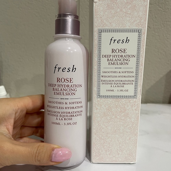 fresh | Skincare | New Fresh Rose Deep Hydration Balancing Emulsion ...